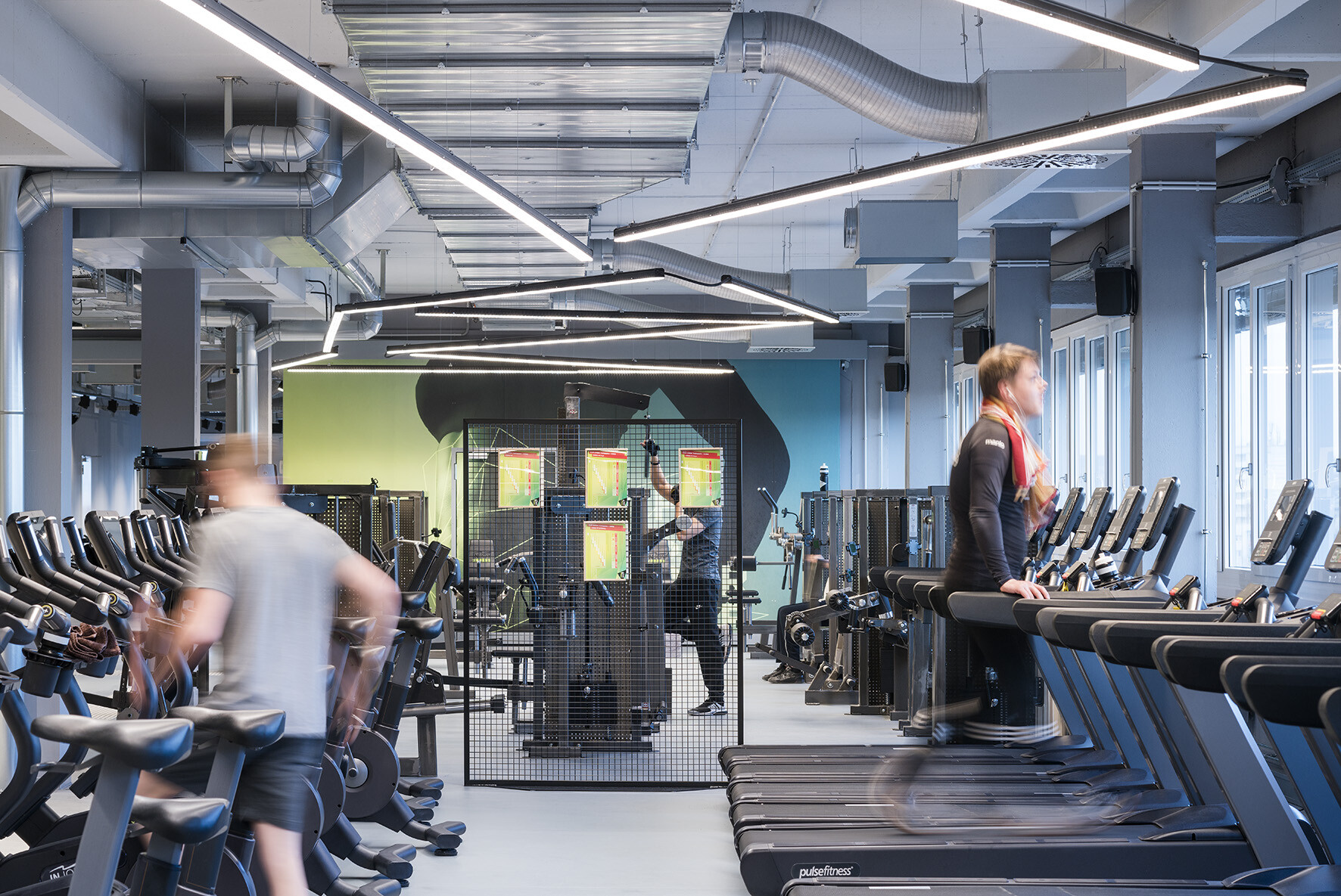 Oktalite | Efficient and inviting - the power of timely lighting